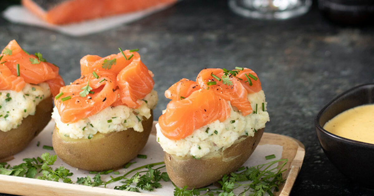 OMER. | Polder potato with fresh salmon and mousseline of OMER.