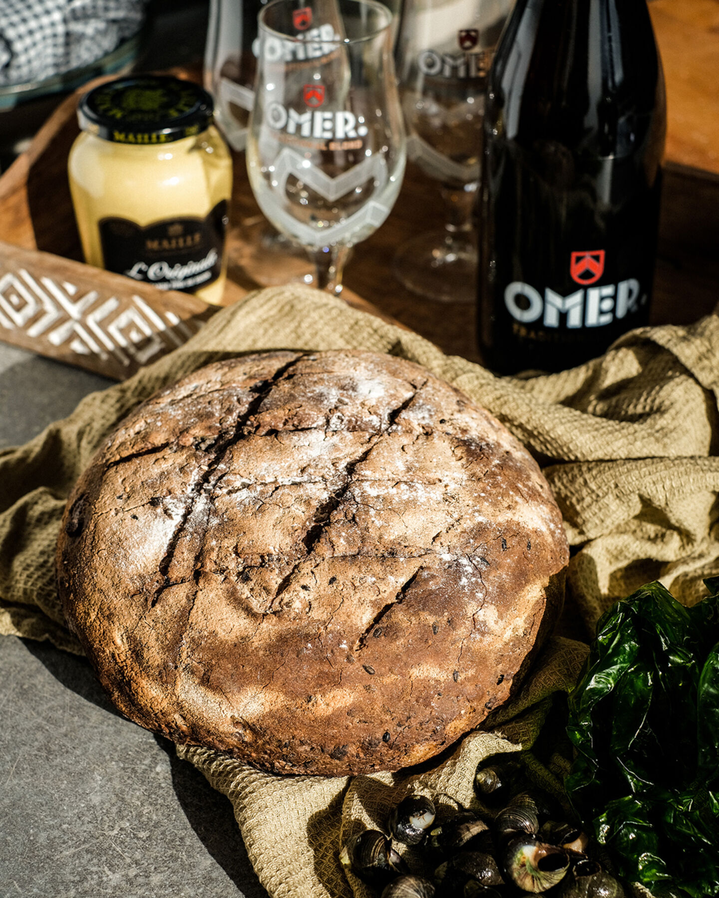 OMER. | Sourdough seaweed bread & OMER.