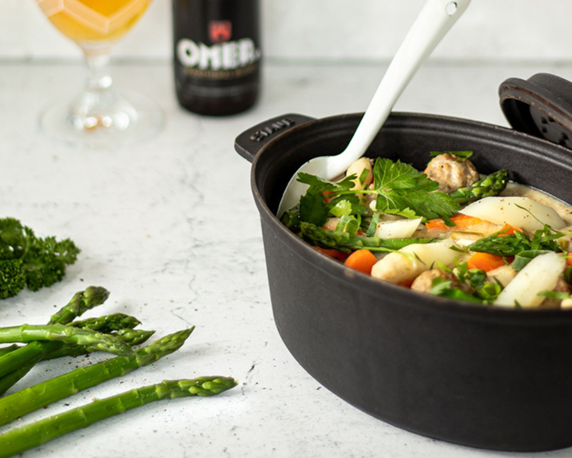 Kalfsblanquette met asperges | OMER.